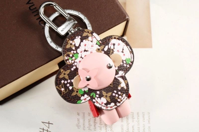 Top match Louis Vuitton Keychains