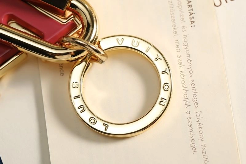 Top match Louis Vuitton Keychains