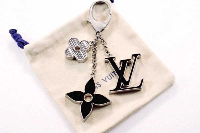 Brand-authenticated Louis Vuitton Keychains