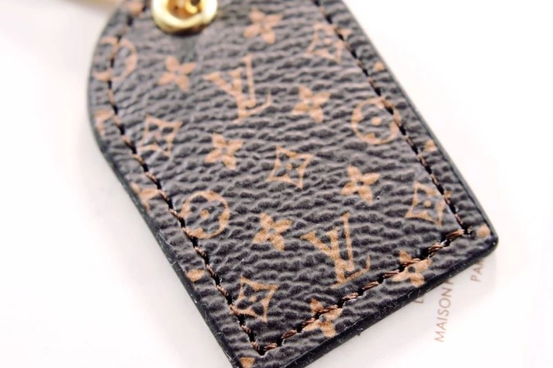 Bargain Louis Vuitton Keychains