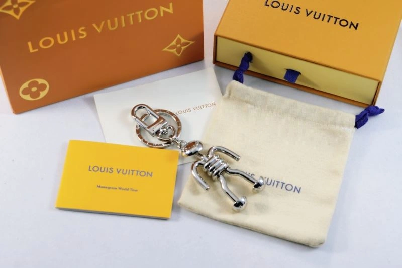 Top match Louis Vuitton Keychains