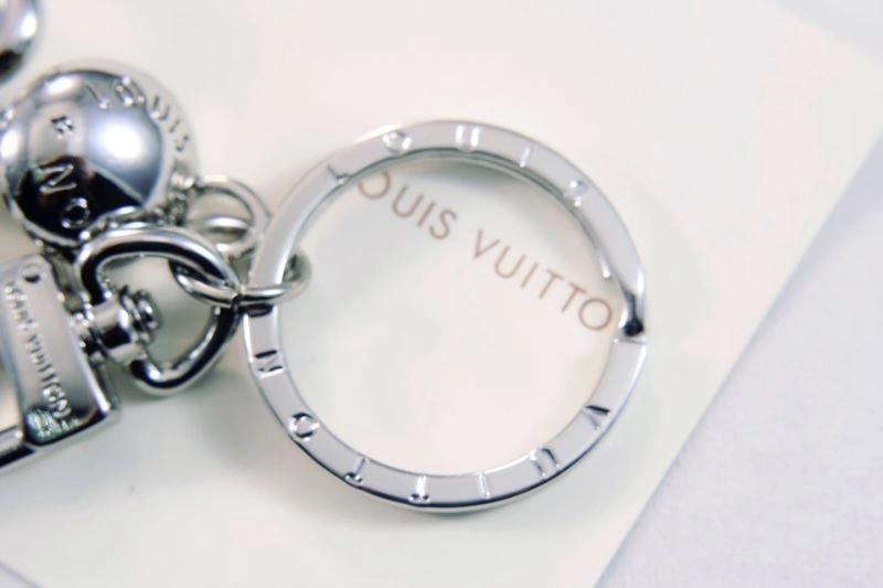 Top match Louis Vuitton Keychains