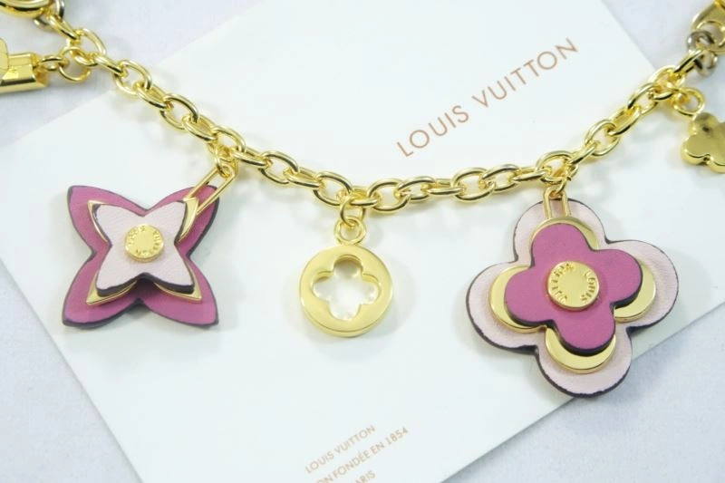 Top mirror Louis Vuitton Keychains