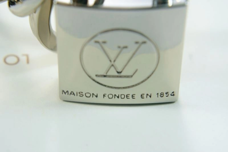 1:1 copy Louis Vuitton Keychains
