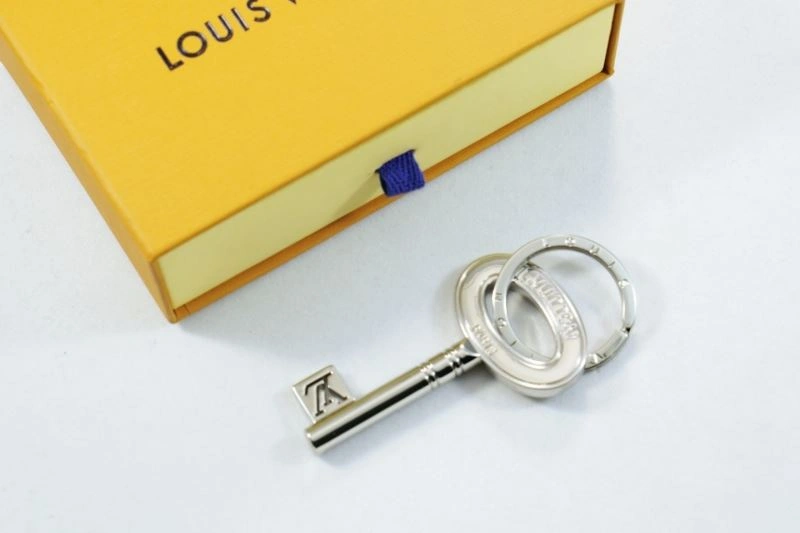 Top match Louis Vuitton Keychains