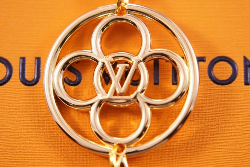 Top mirror Louis Vuitton Keychains