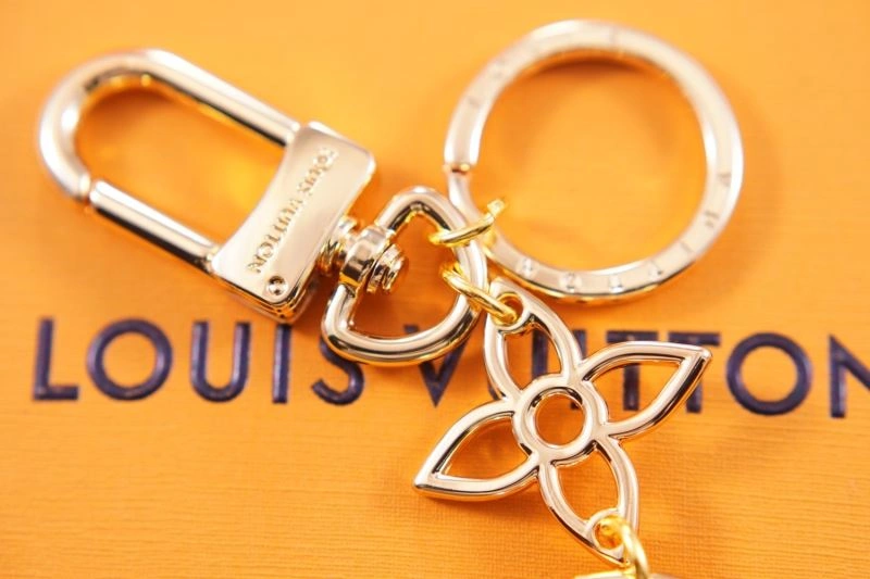 Top mirror Louis Vuitton Keychains