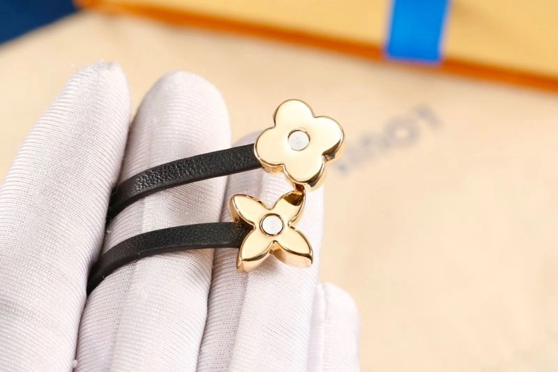 Inexpensive Louis Vuitton Keychains