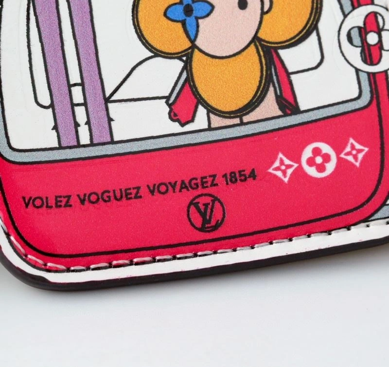 Top match Louis Vuitton Keychains