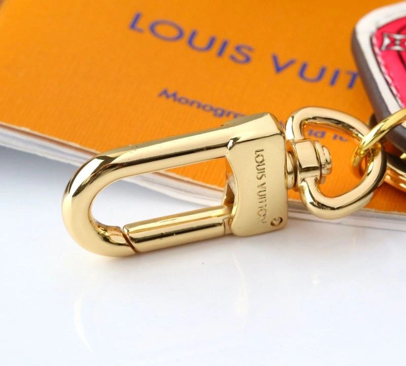 Top match Louis Vuitton Keychains