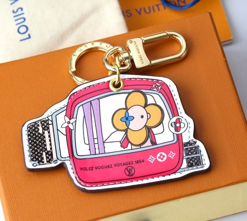 Top match Louis Vuitton Keychains