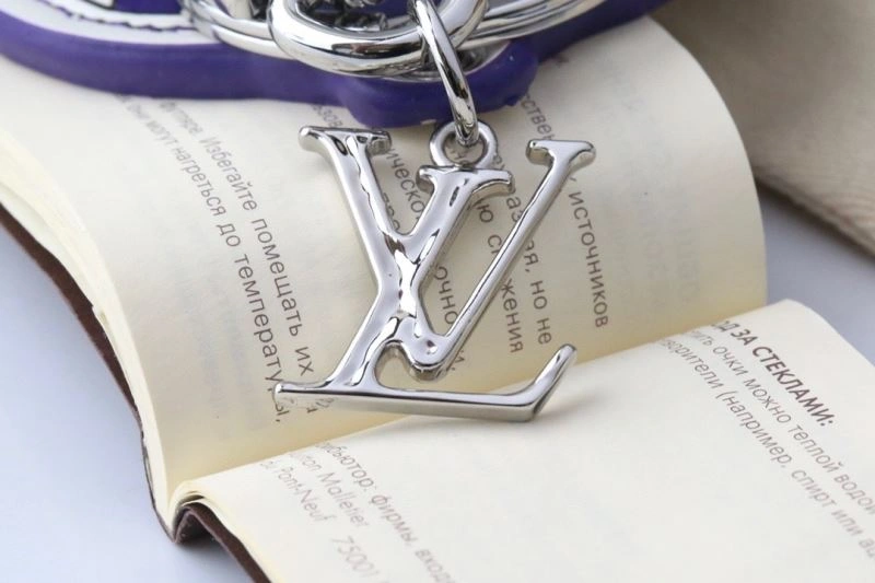 Mirror quality Louis Vuitton Keychains