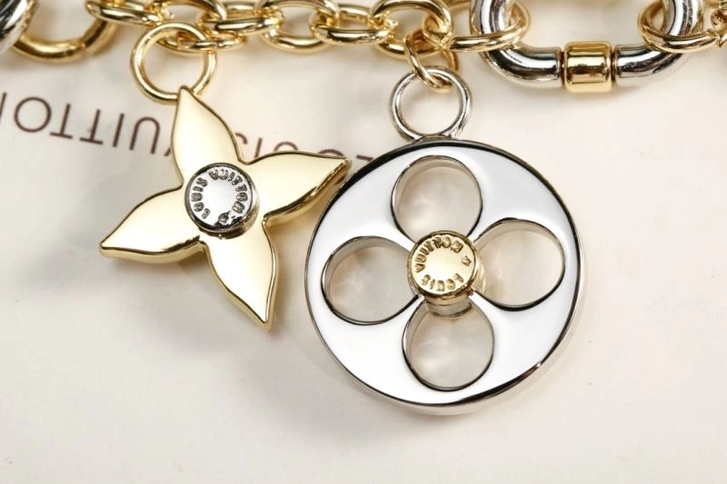 Brand-original Louis Vuitton Keychains