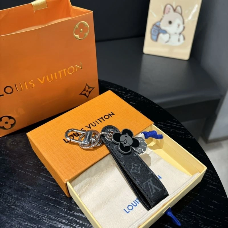 Top mirror Louis Vuitton Keychains