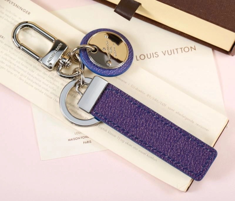 Top mirror Louis Vuitton Keychains