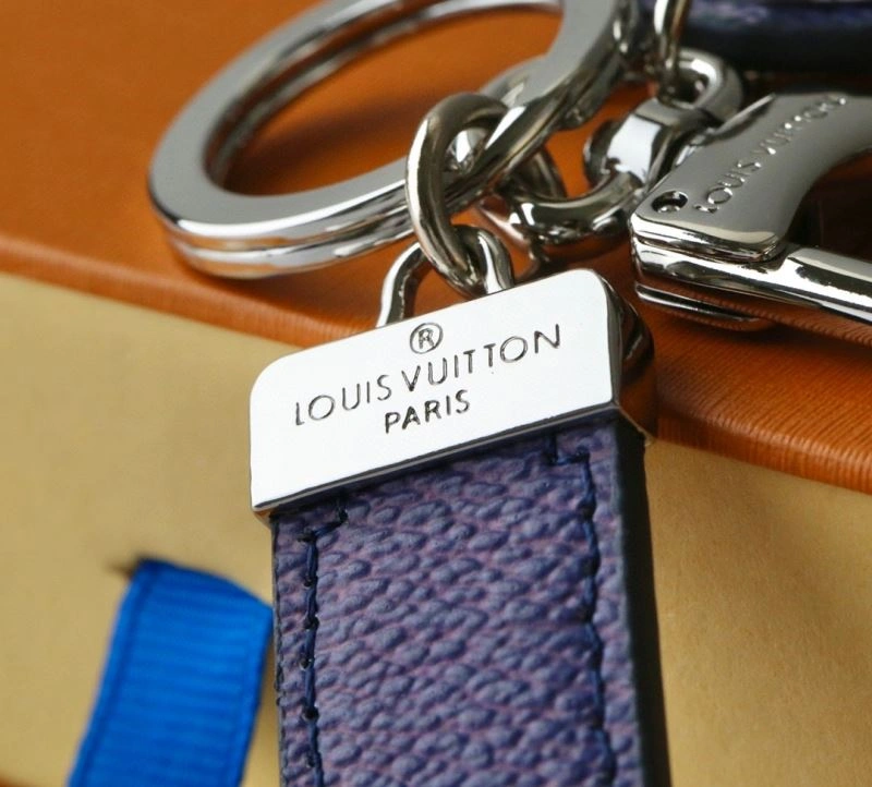Top mirror Louis Vuitton Keychains