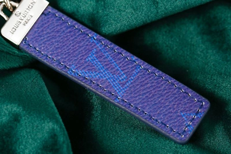 Top mirror Louis Vuitton Keychains