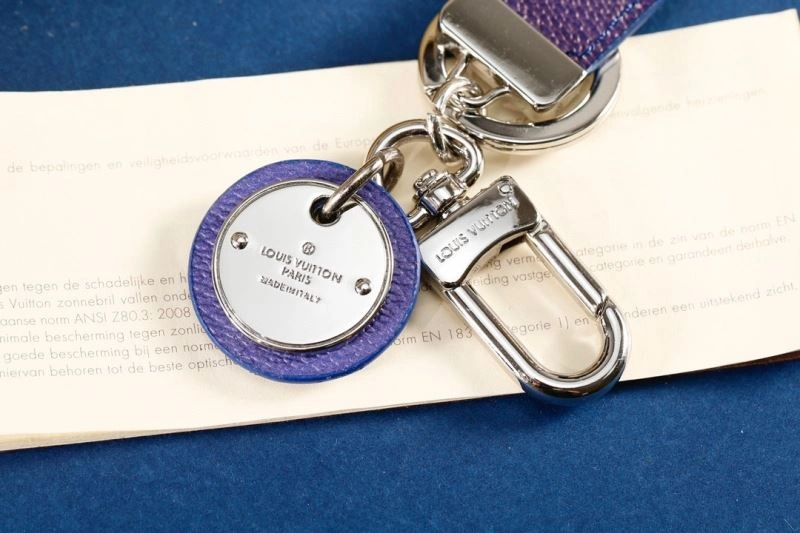 Top mirror Louis Vuitton Keychains