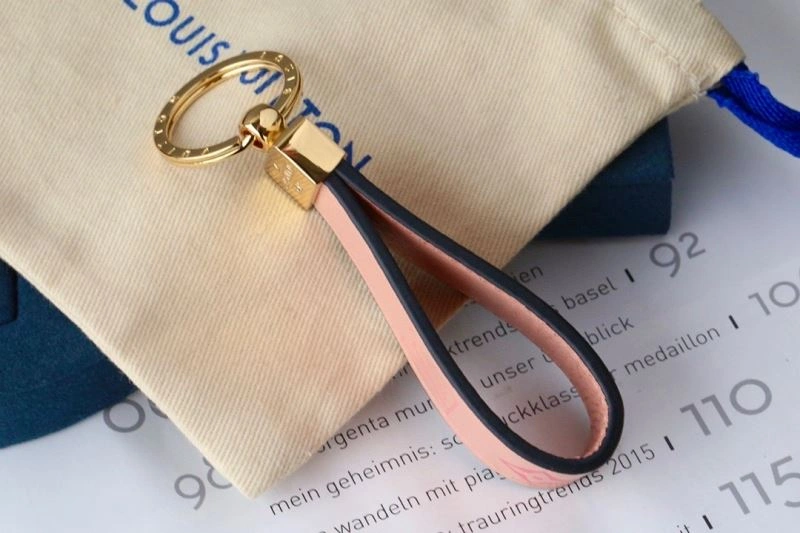 High accuracy Louis Vuitton Keychains