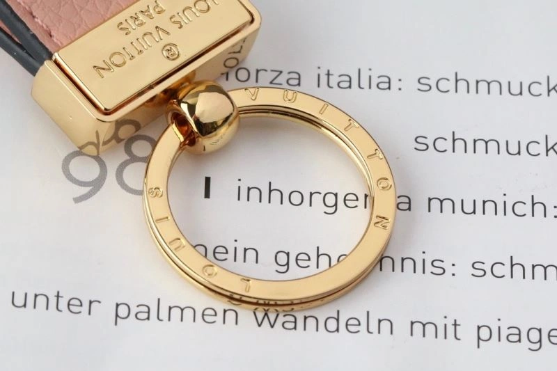 High accuracy Louis Vuitton Keychains
