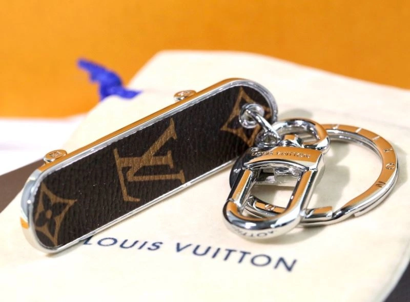 1:1 copy Louis Vuitton Keychains