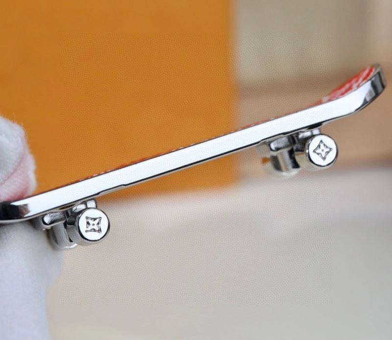 High fidelity Louis Vuitton Keychains