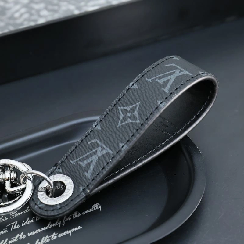 Top match Louis Vuitton Keychains