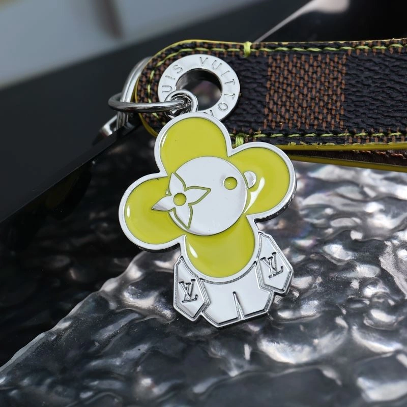 High accuracy Louis Vuitton Keychains