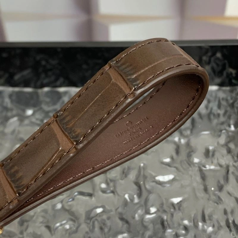 High fidelity Louis Vuitton Keychains