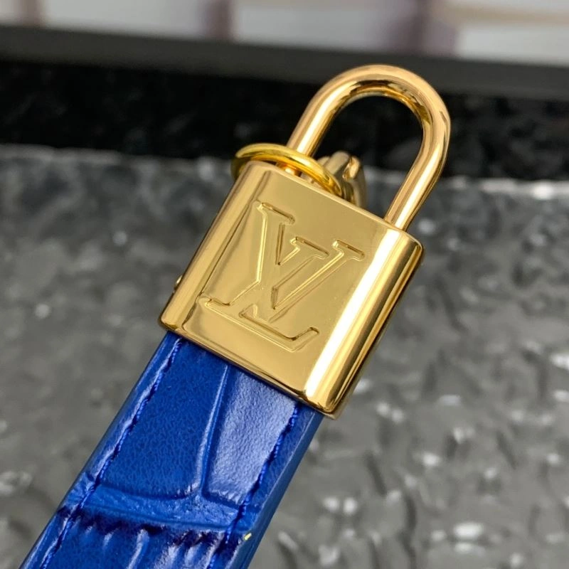 1:1 copy Louis Vuitton Keychains