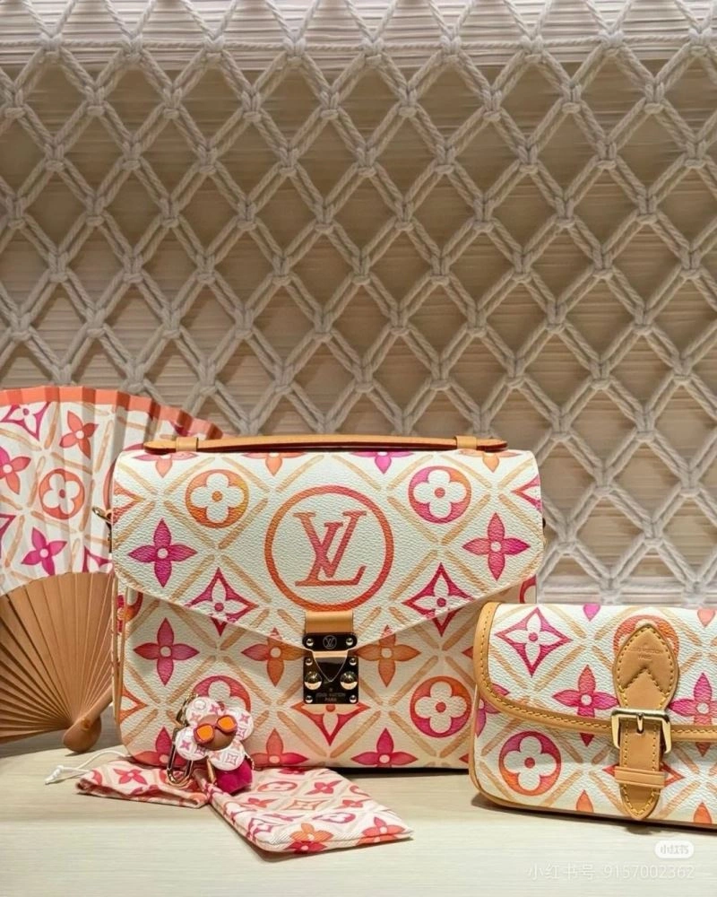 Affordable Louis Vuitton Keychains