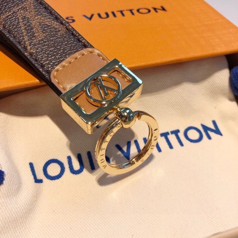 Top match Louis Vuitton Keychains