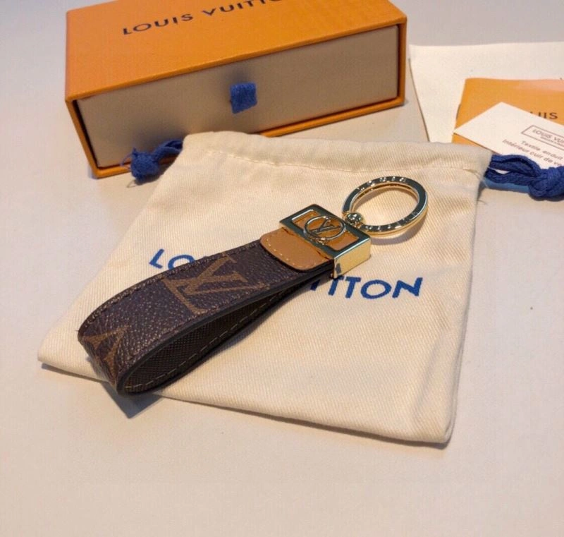 Top match Louis Vuitton Keychains