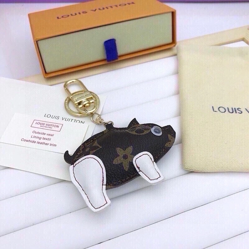 Brand-authenticated Louis Vuitton Keychains