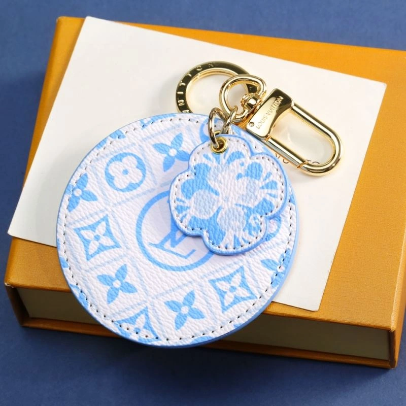 Top match Louis Vuitton Keychains