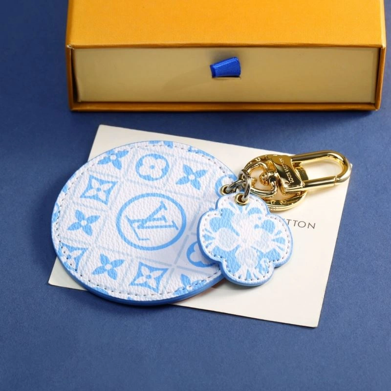 Top match Louis Vuitton Keychains