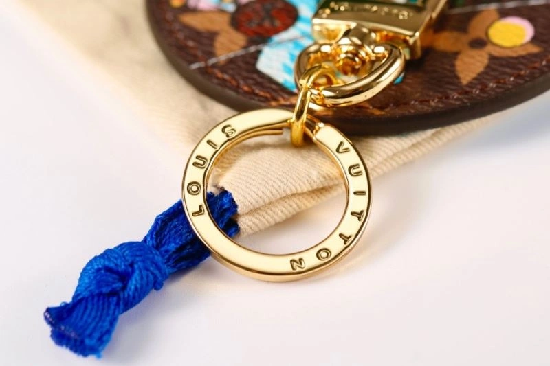 Accurate model Louis Vuitton Keychains