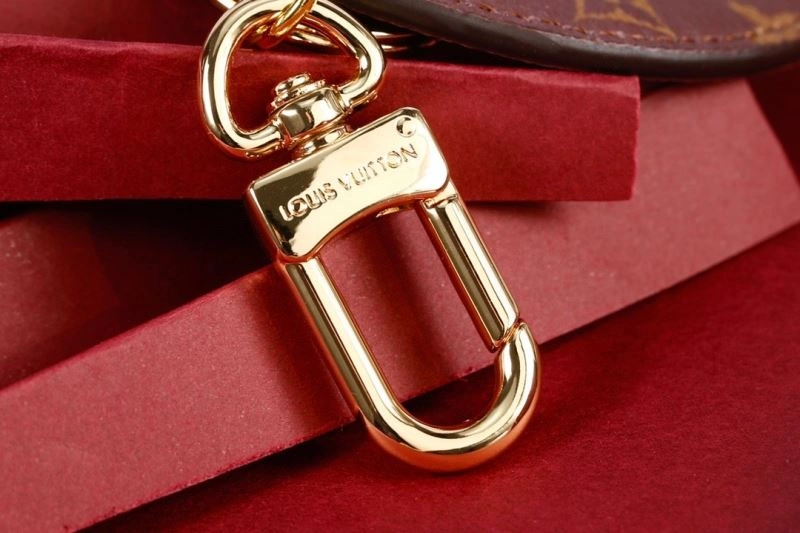 Top match Louis Vuitton Keychains