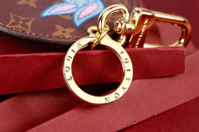 Top match Louis Vuitton Keychains