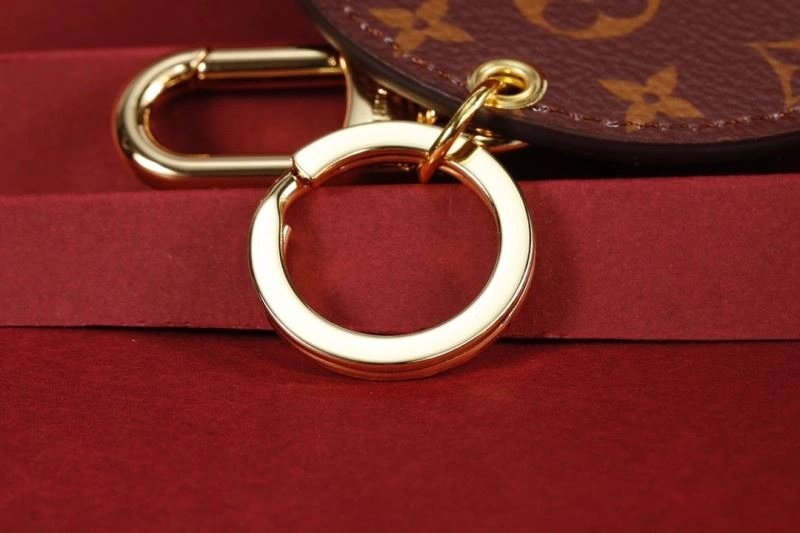 Top match Louis Vuitton Keychains
