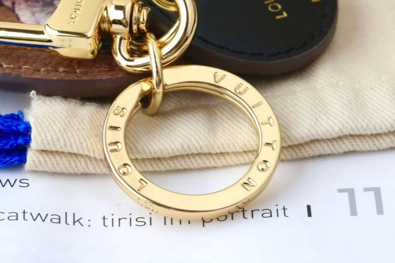 Accurate model Louis Vuitton Keychains