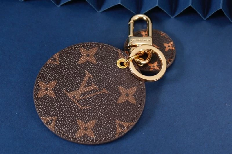 Top mirror Louis Vuitton Keychains