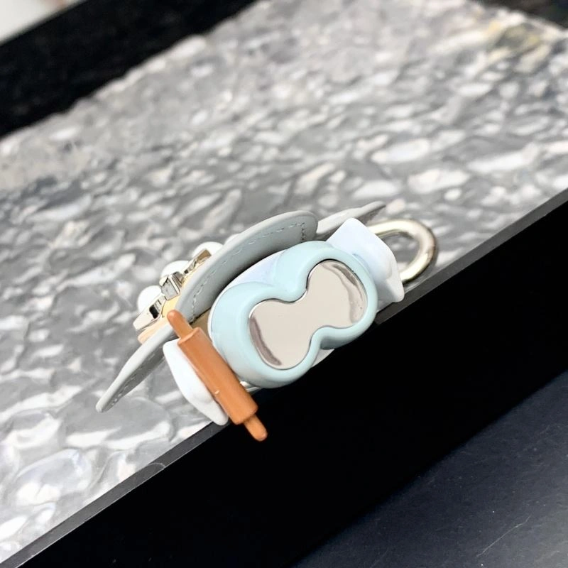 1:1 copy Louis Vuitton Keychains