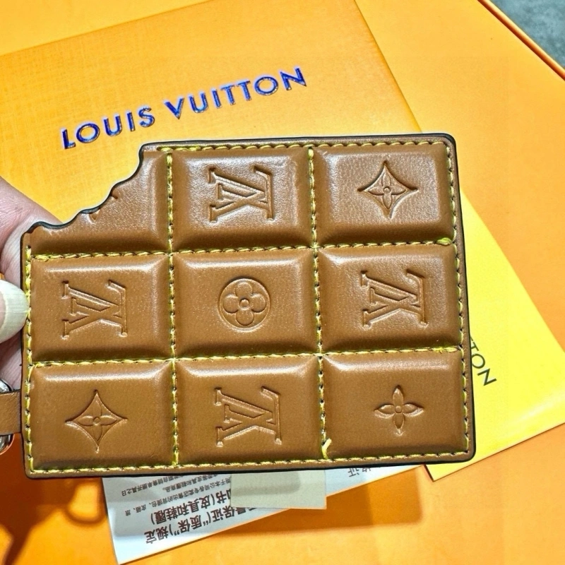 Mirror quality Louis Vuitton Keychains