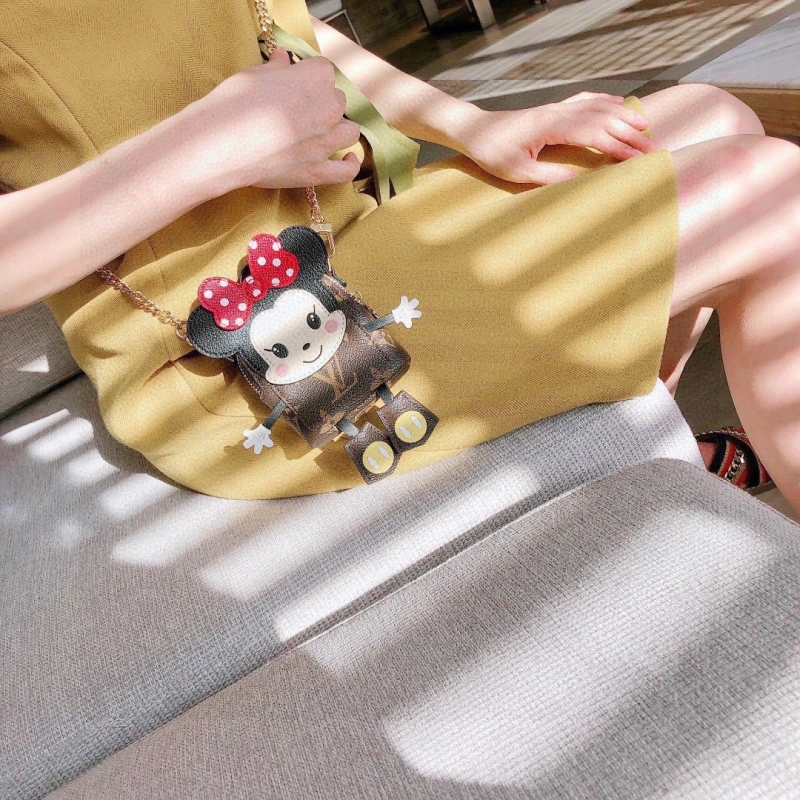 Brand-original Louis Vuitton Keychains