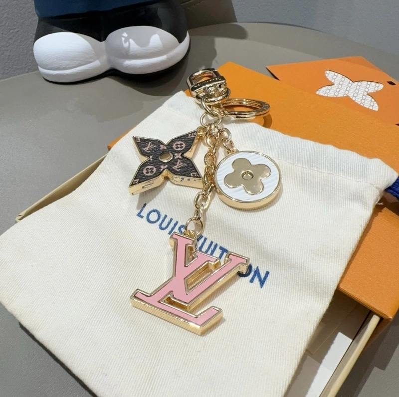 Bargain Louis Vuitton Keychains