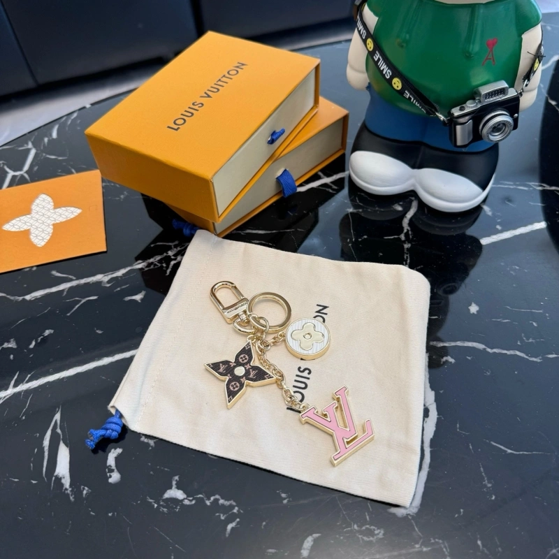 Bargain Louis Vuitton Keychains