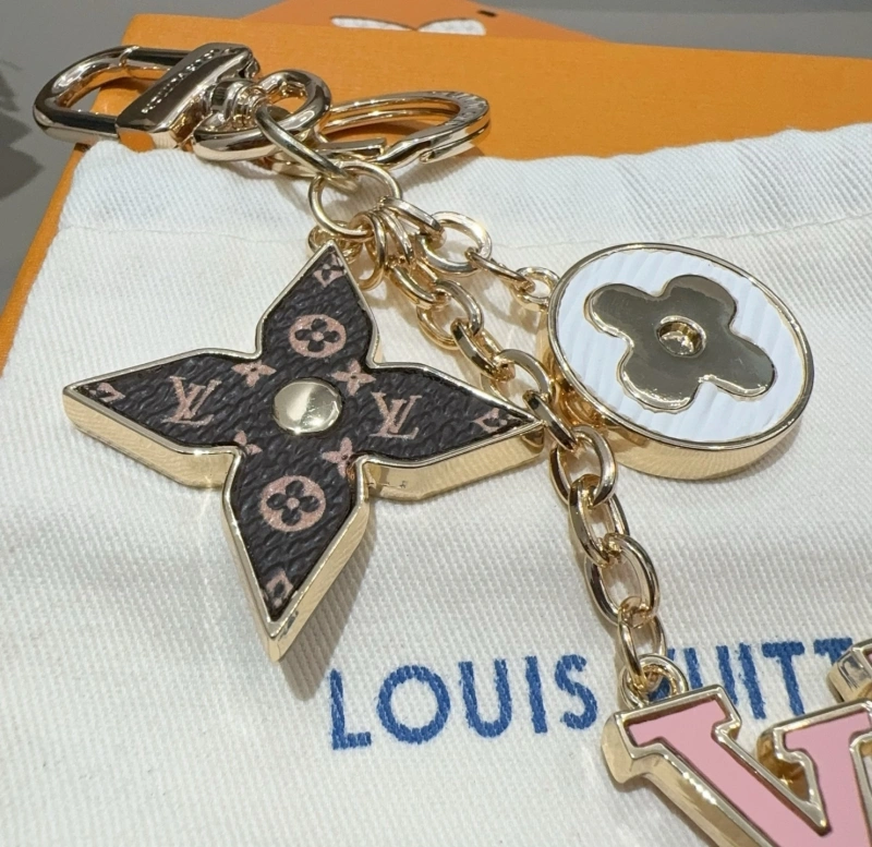 Bargain Louis Vuitton Keychains