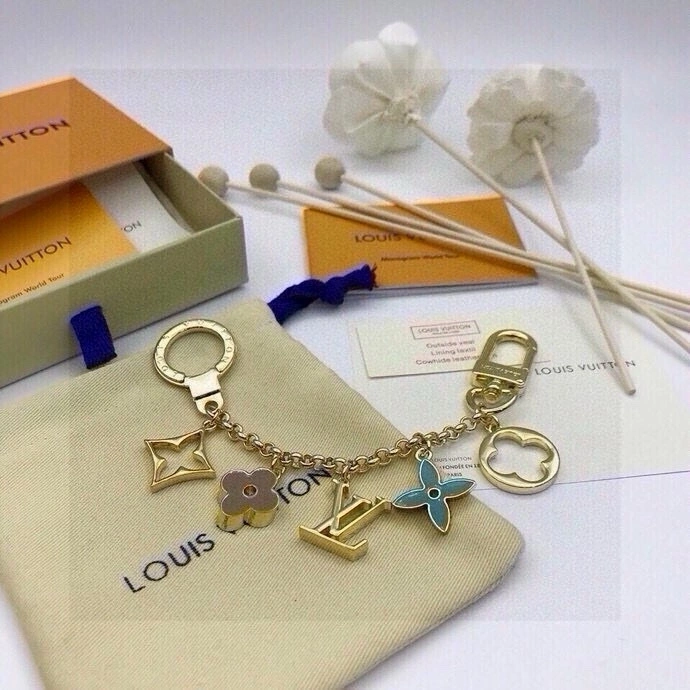 Accurate model Louis Vuitton Keychains