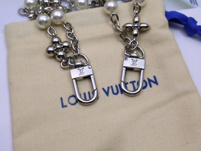 Brand-authenticated Louis Vuitton Keychains